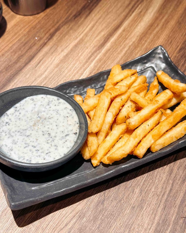 UNCLE RAY 新竹竹北串燒 CP值超高 生啤酒只要一百 (附菜單) - 嗨我是紹